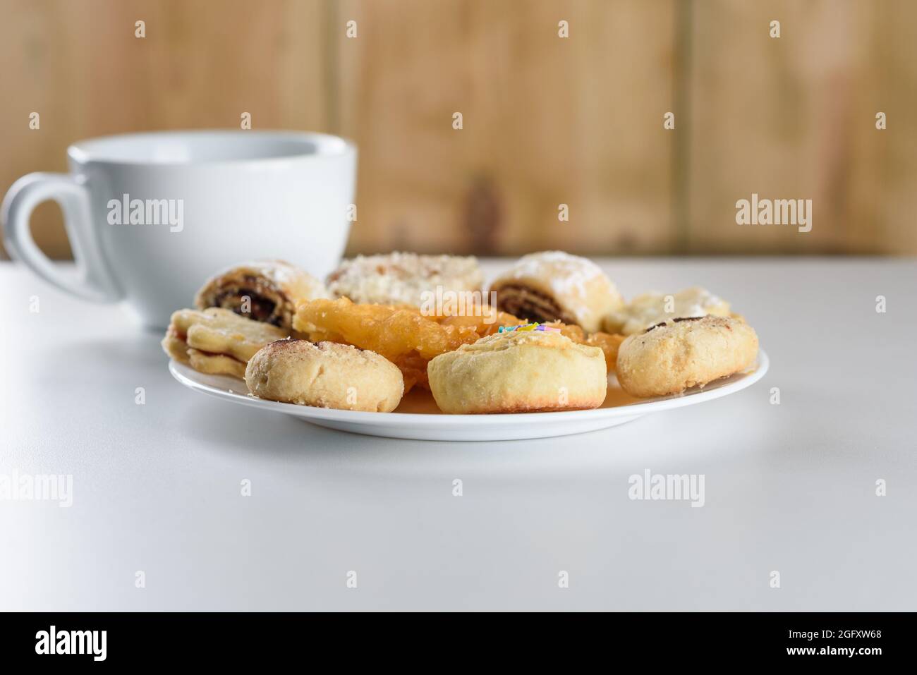Arabic Sweets High Resolution Stock Photography and Images - Alamy