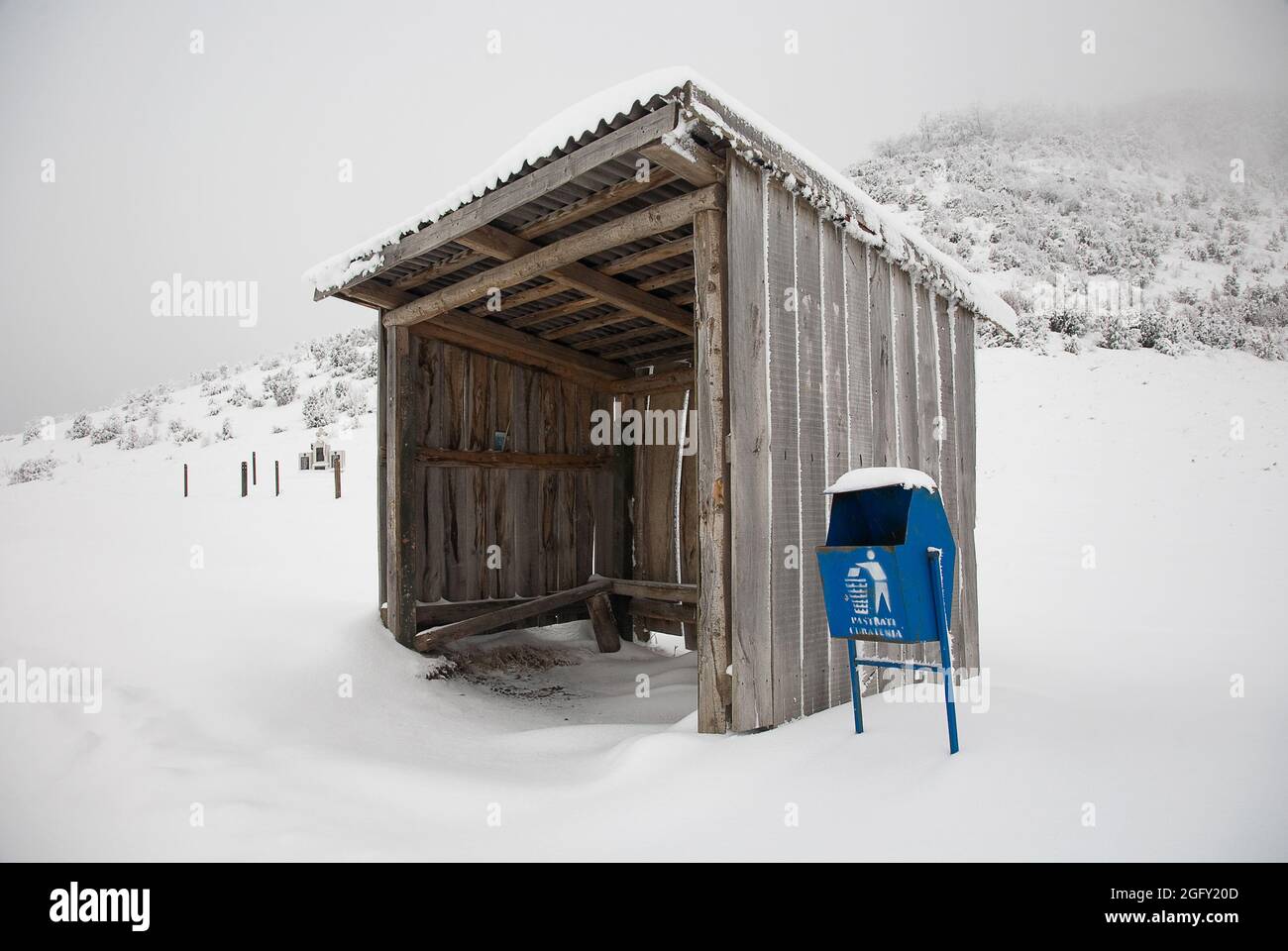 Romanian Bus Station High Resolution Stock Photography and Images - Alamy