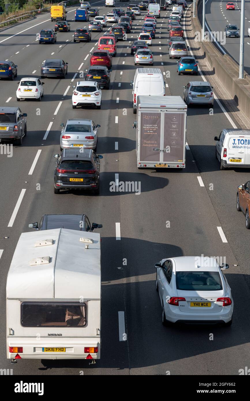 Longford, London, UK. 27th Aug, 2021. The get-away for the long weekend ...