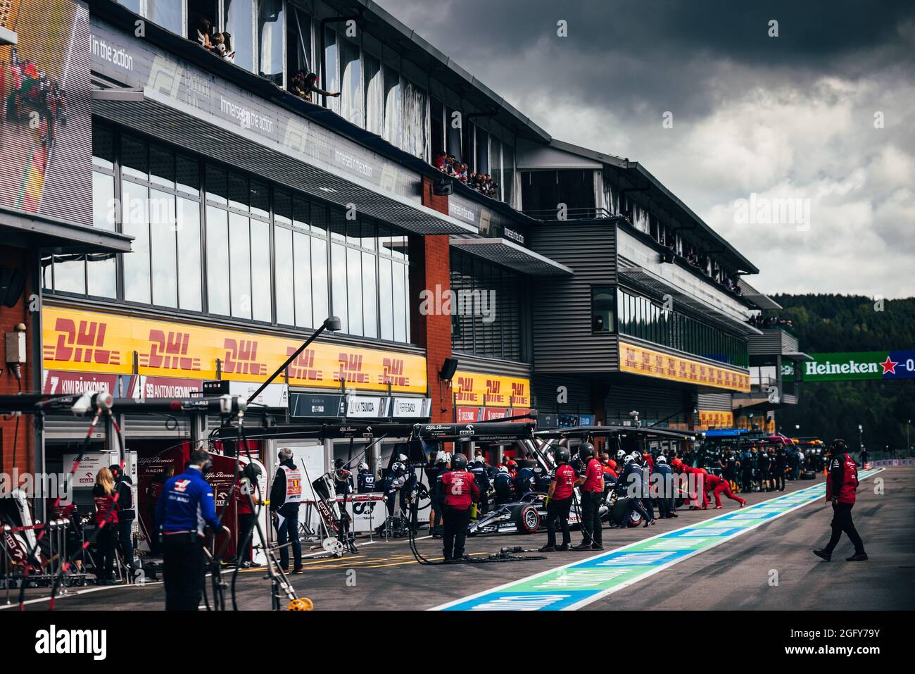 Alphatauri at02 in pits hi-res stock photography and images - Alamy
