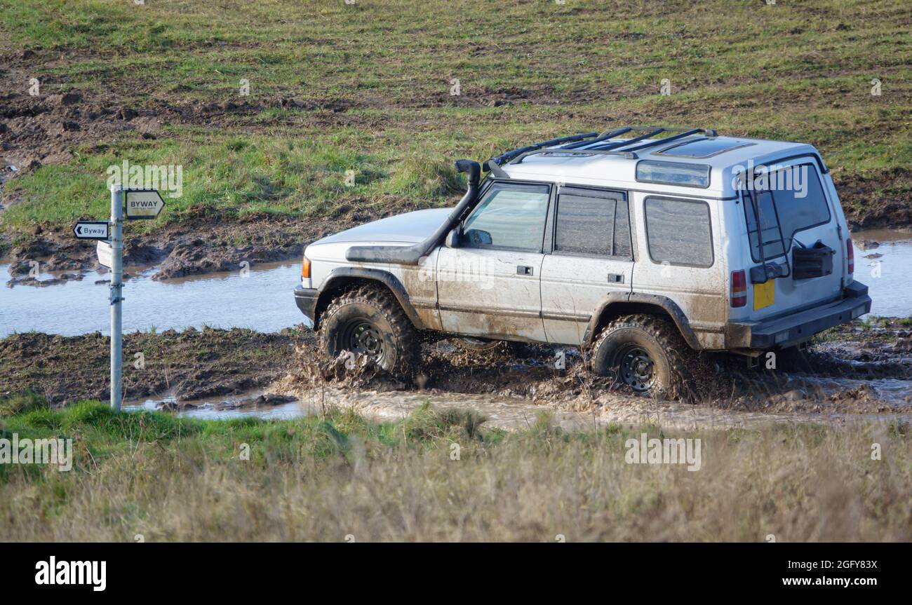 4x4 land rover discovery series II off roading, wading in deep water ...