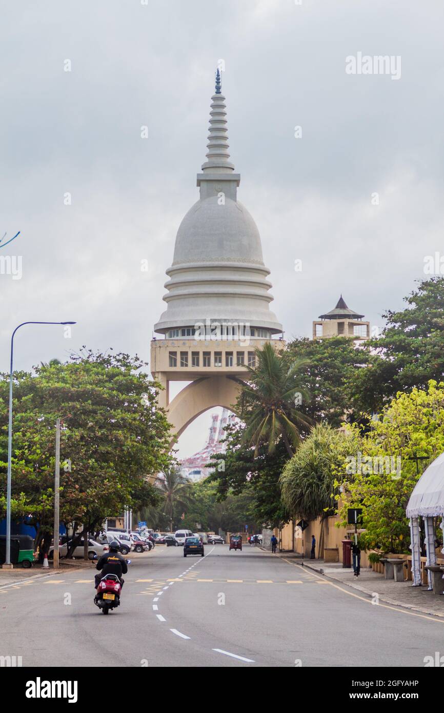 COLOMBO, SRI LANKA - JULY 26, 2016: Sambodhi Chaithya Buddha Jayanthi ...