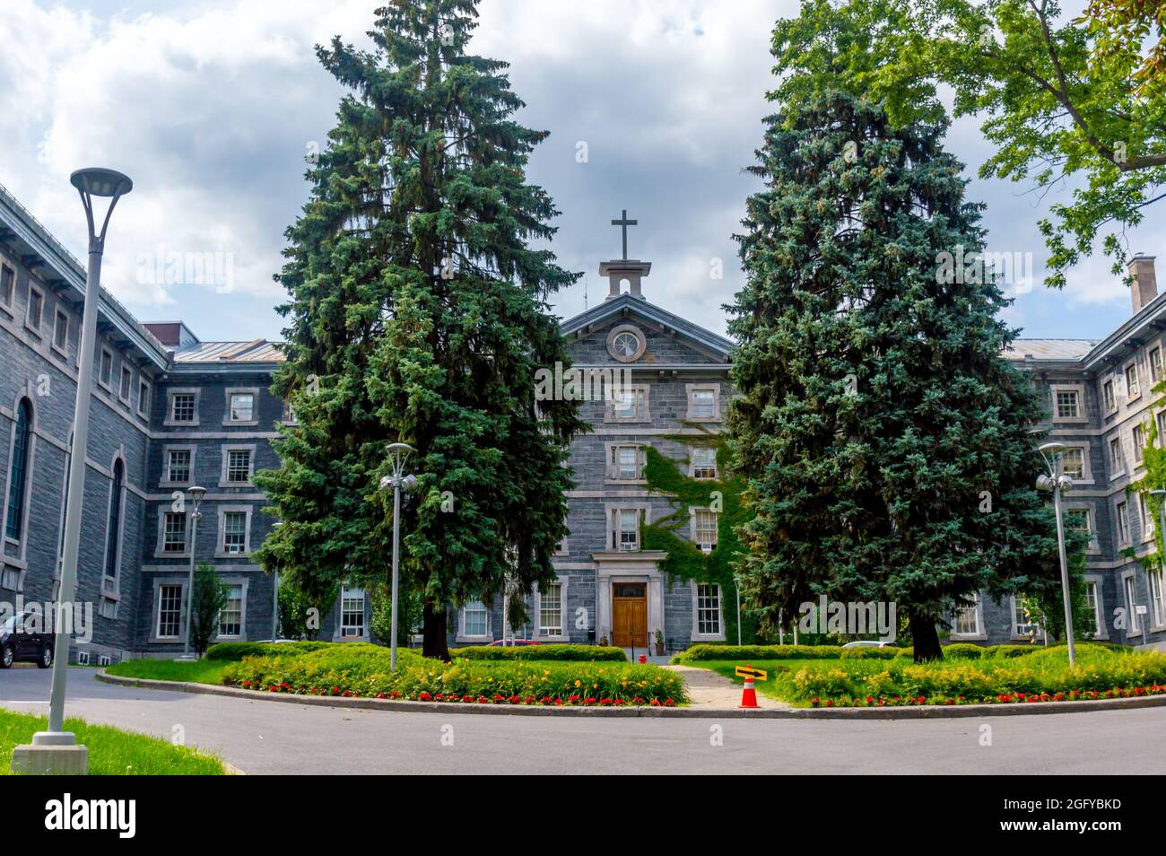 Sherbrooke University High Resolution Stock Photography and Images - Alamy