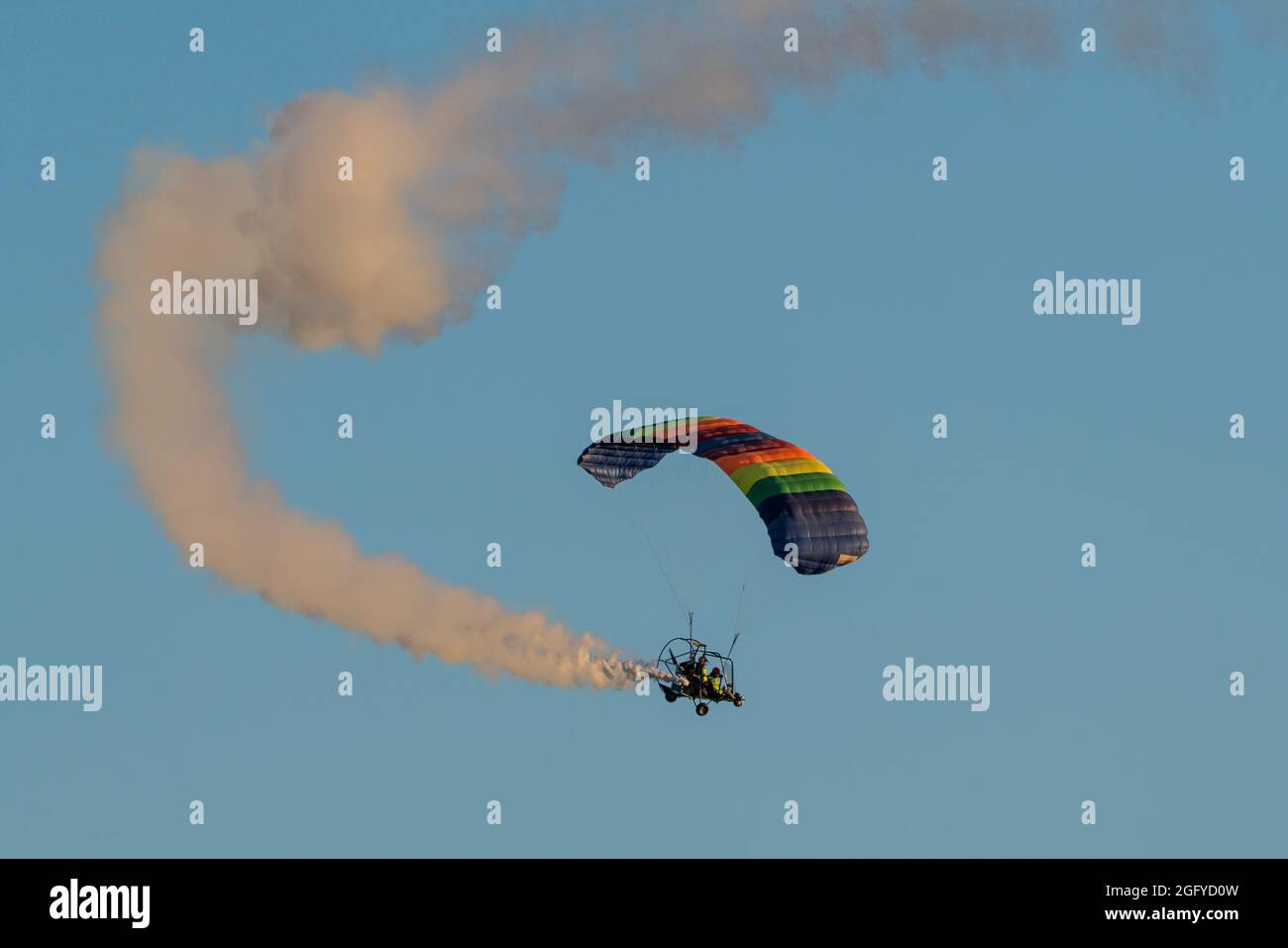 Person flying an ultralight hi-res stock photography and images - Alamy