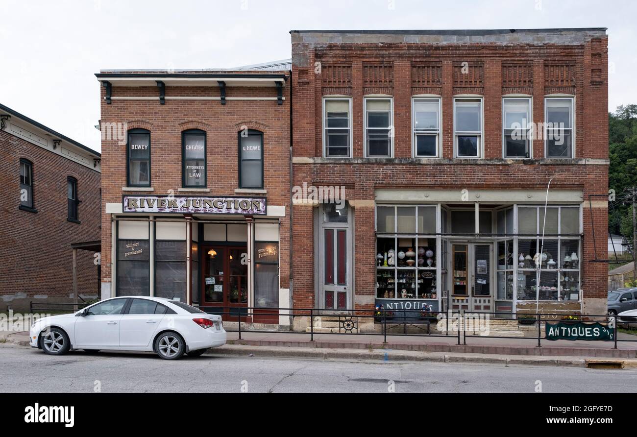 Main street iowa hi-res stock photography and images - Alamy