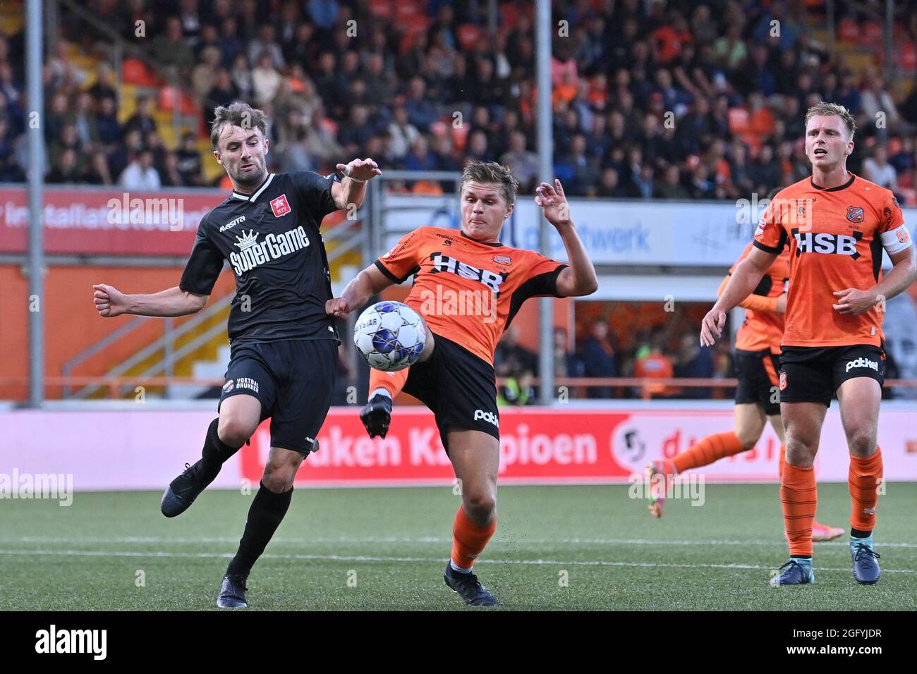 VOLENDAM, NETHERLANDS - AUGUST 27: Mart Remans of MVV Maastricht, Alex ...
