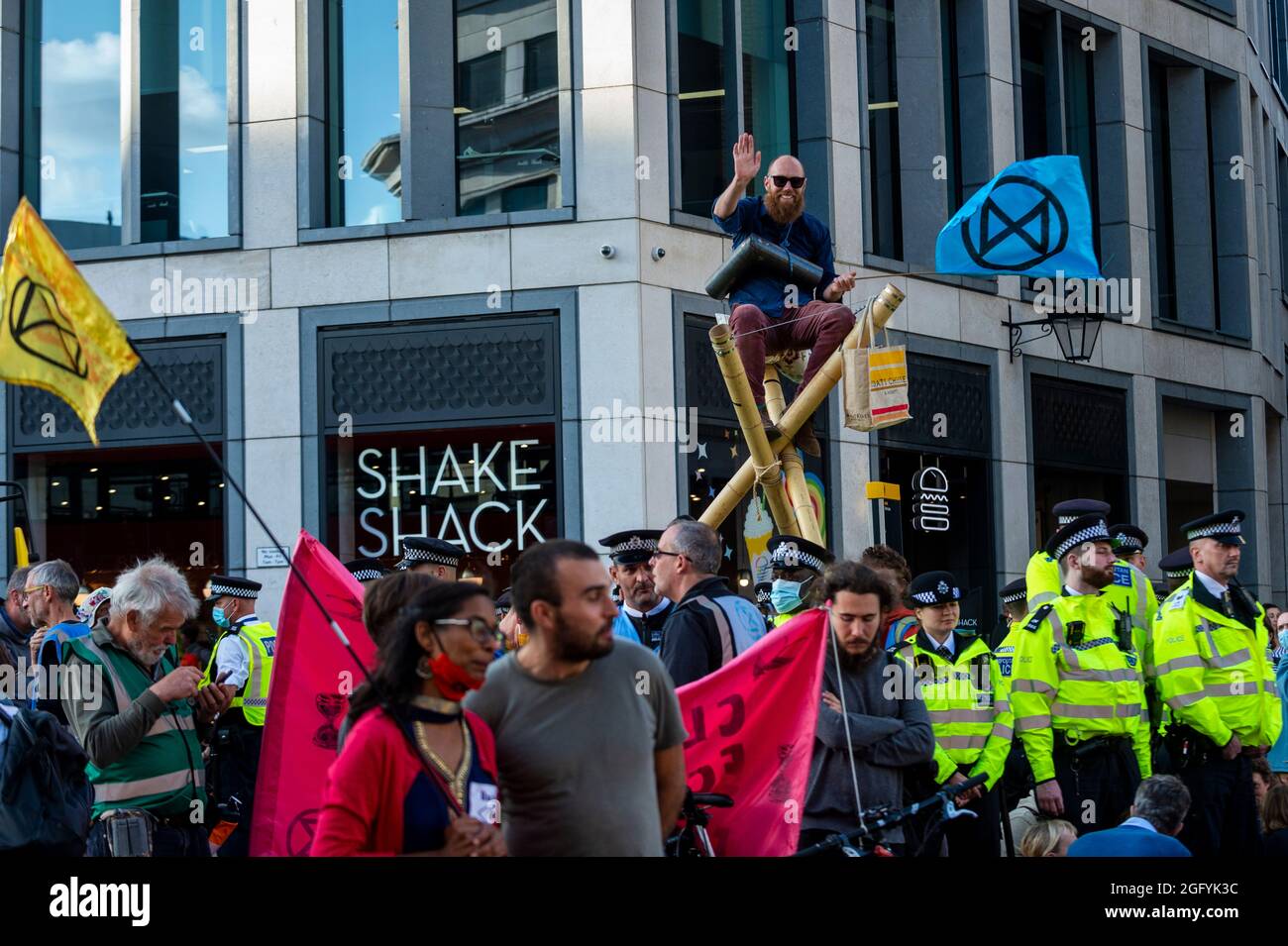 Police station scaffolding hi-res stock photography and images - Alamy
