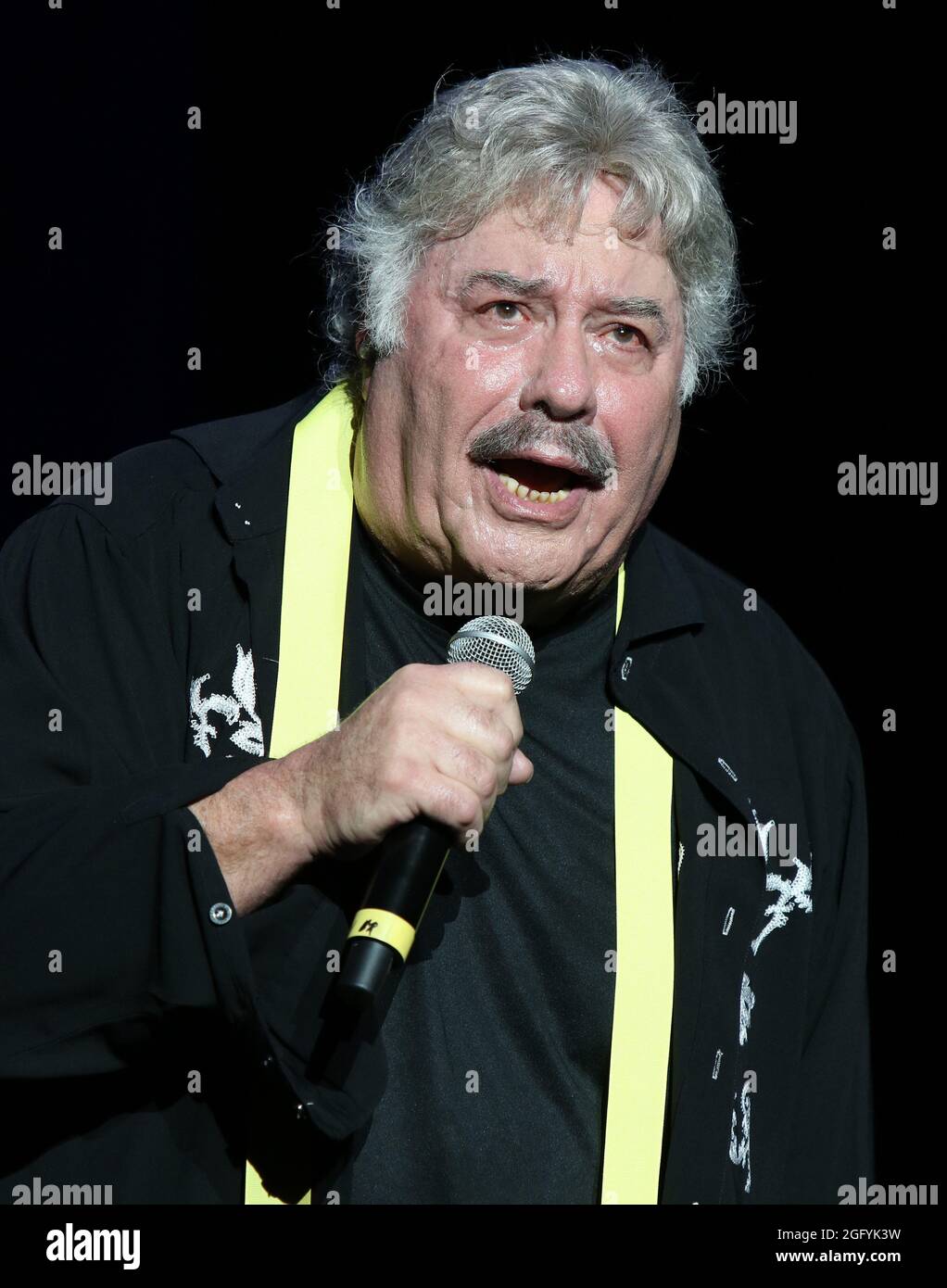 Holmdel, NJ 8/26/2021 Bruce Morrow and Tony Orlando performing at ...