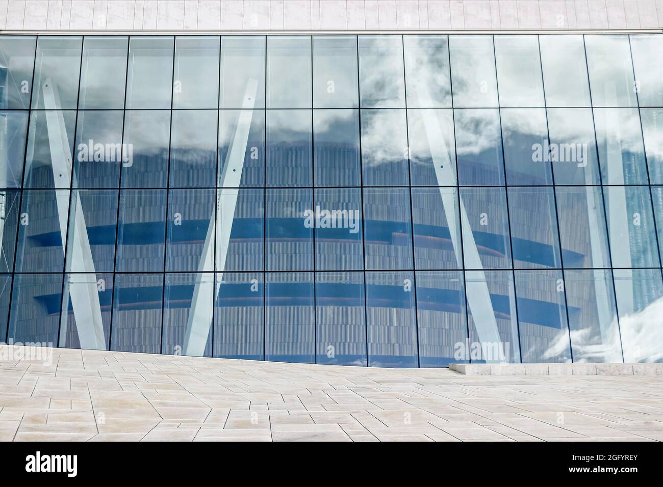 modern exterior architecture of opera house at Oslo Stock Photo - Alamy