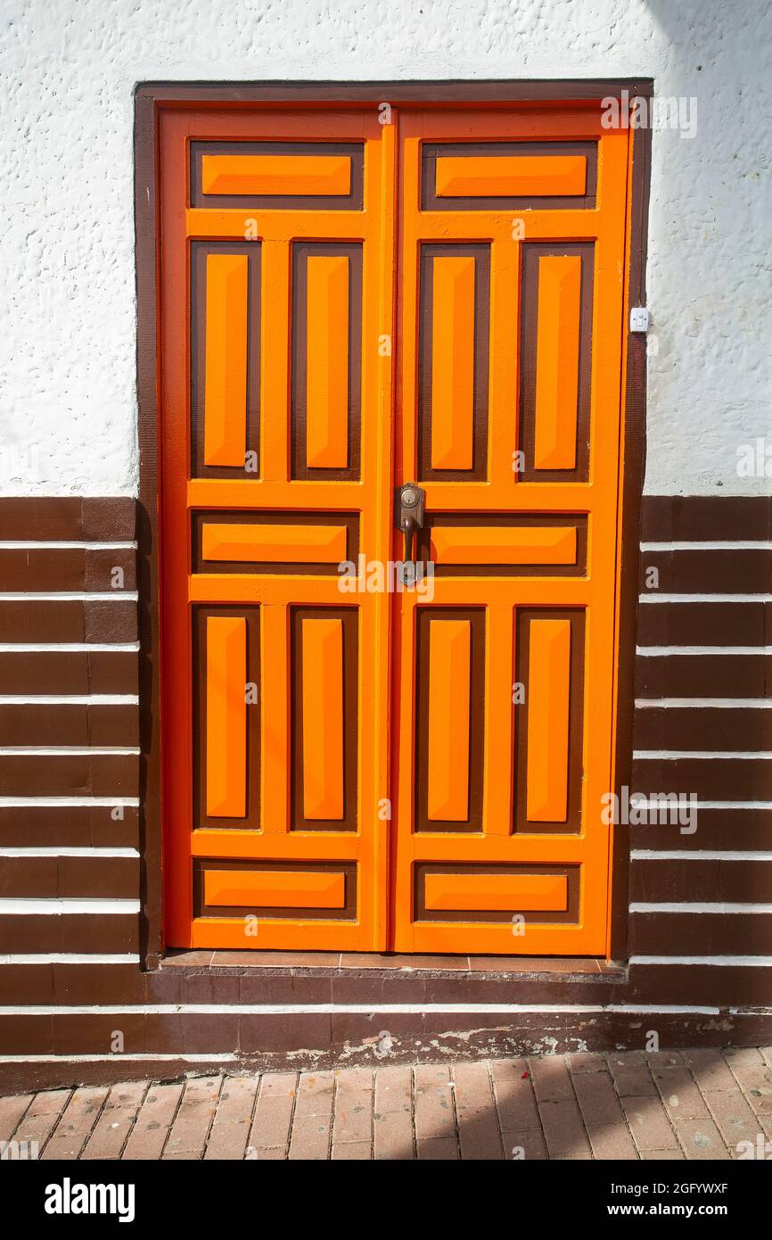 Colombian colonial door wooden - Old design Stock Photo - Alamy