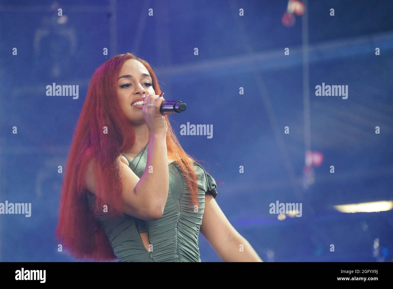 London, UK. 27th August, 2021. Jorja Smith performing live on stage at ...