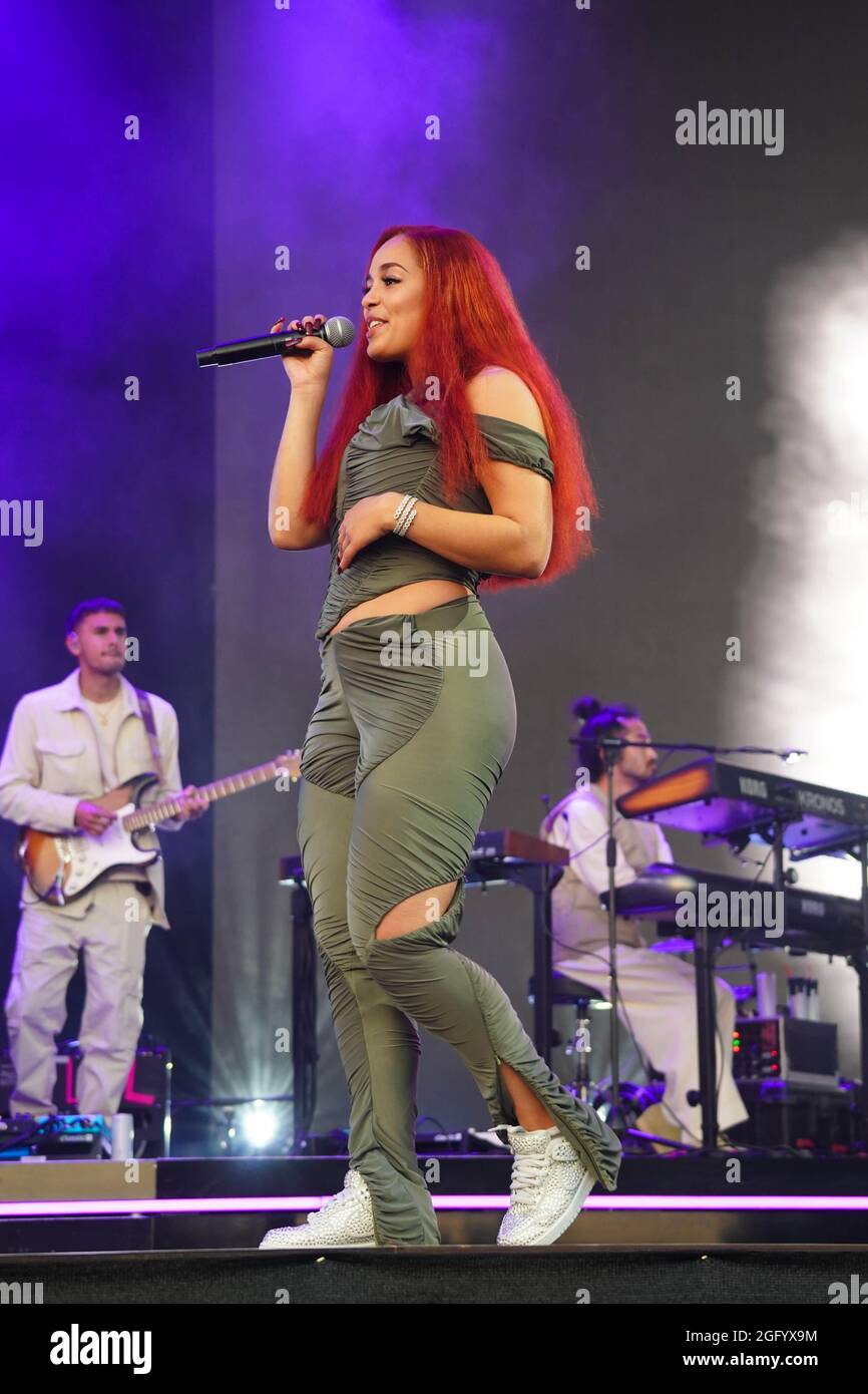 London, UK. 27th August, 2021. Jorja Smith performing live on stage at ...