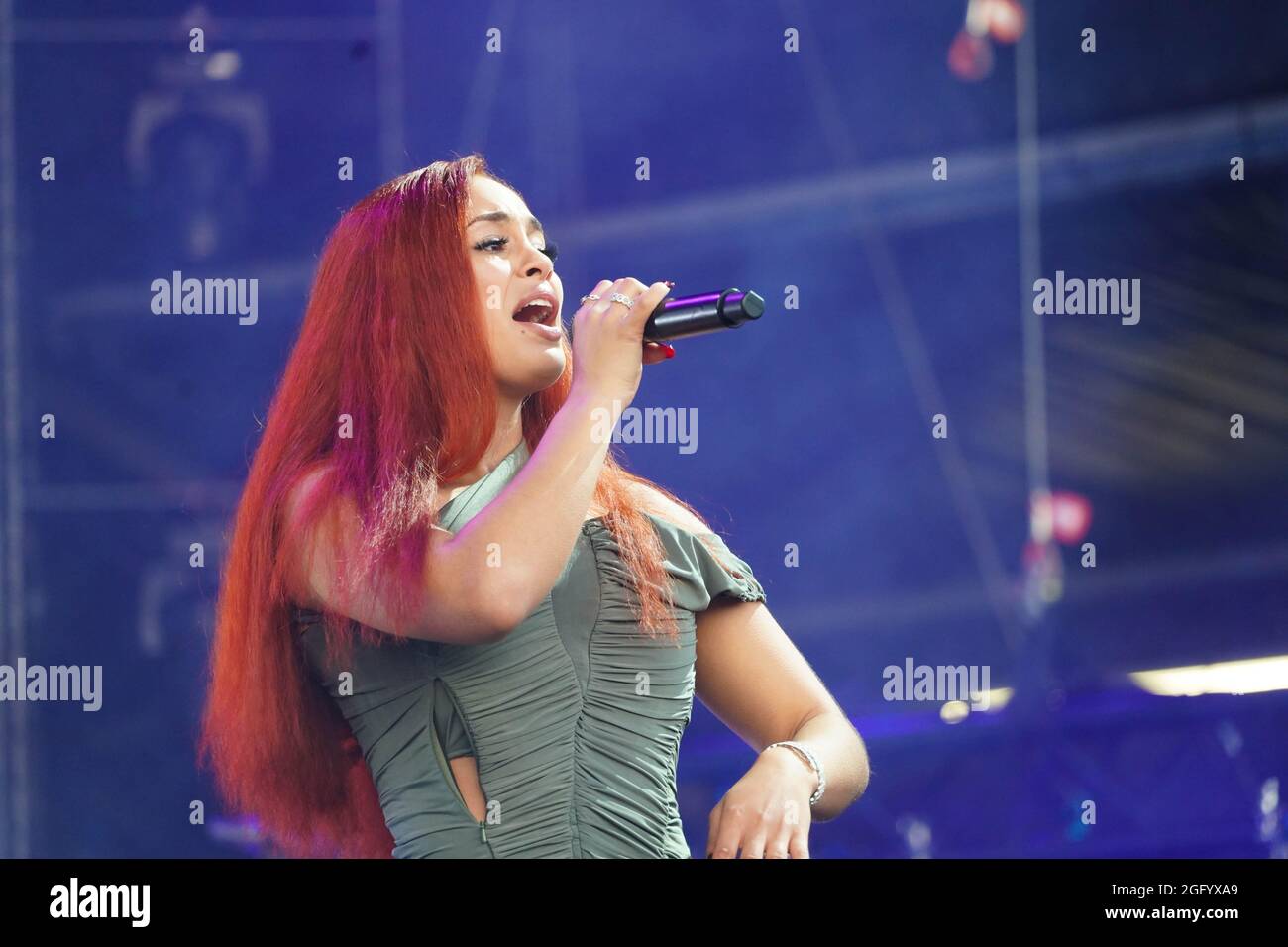 London, UK. 27th August, 2021. Jorja Smith performing live on stage at ...