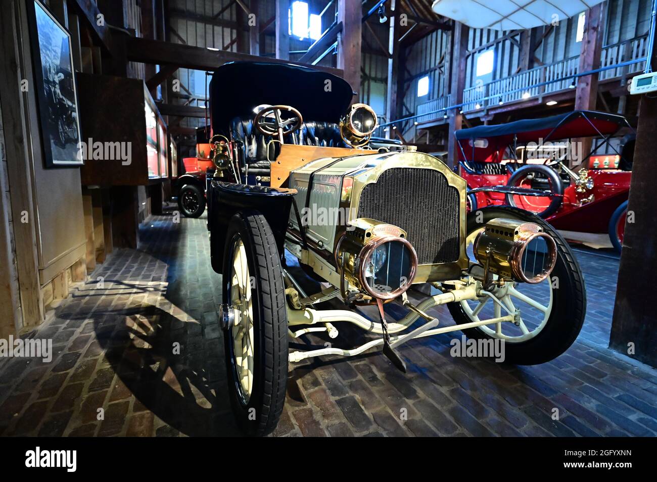 Car early 20th century hi-res stock photography and images - Alamy