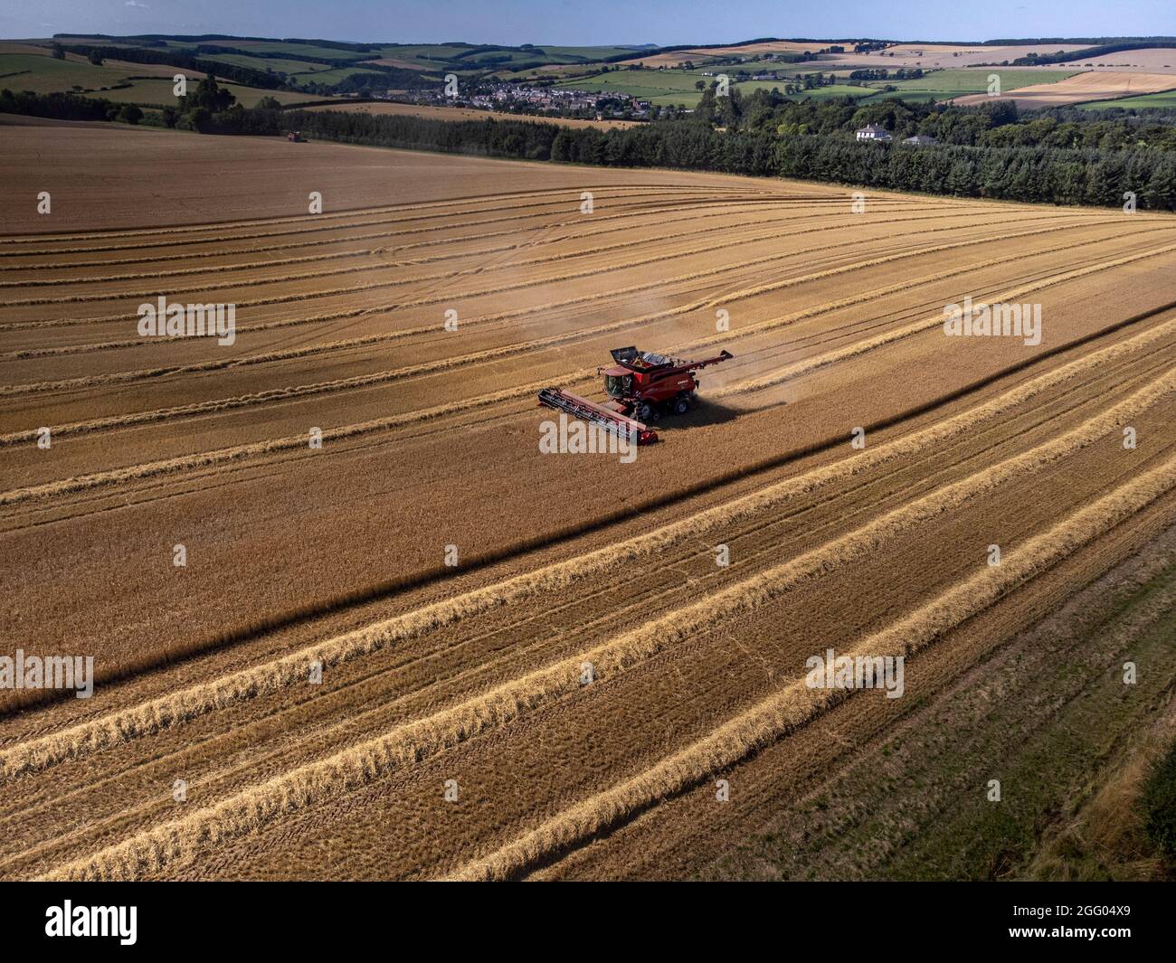 Case ih axial flow 9250 x flow combine harvester hi-res stock ...