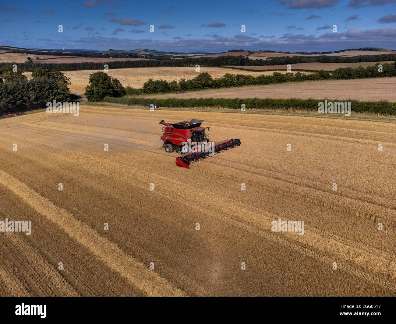 Case ih axial flow 9250 x flow combine harvester hi-res stock ...