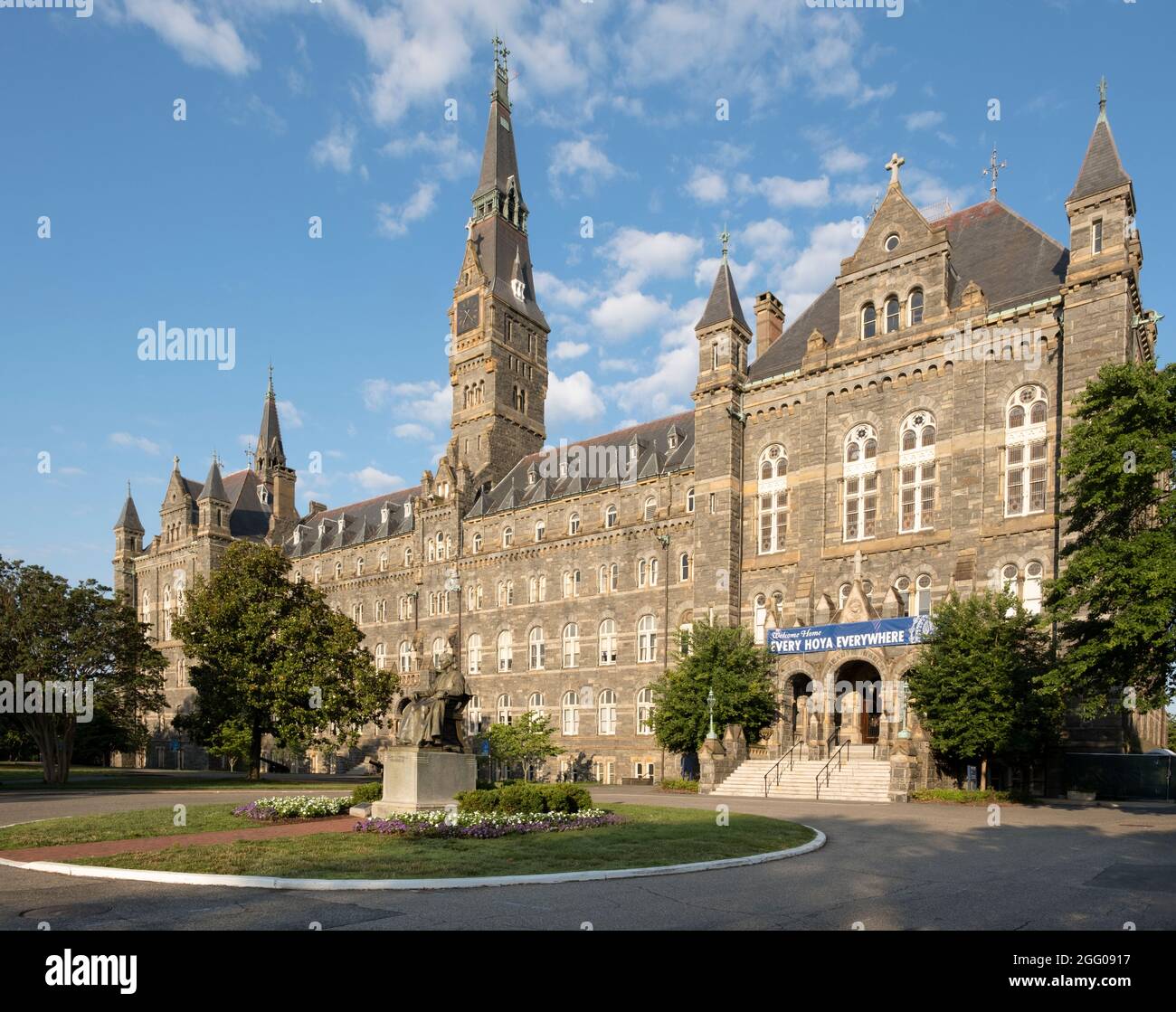 Healy hall georgetown hi-res stock photography and images - Alamy