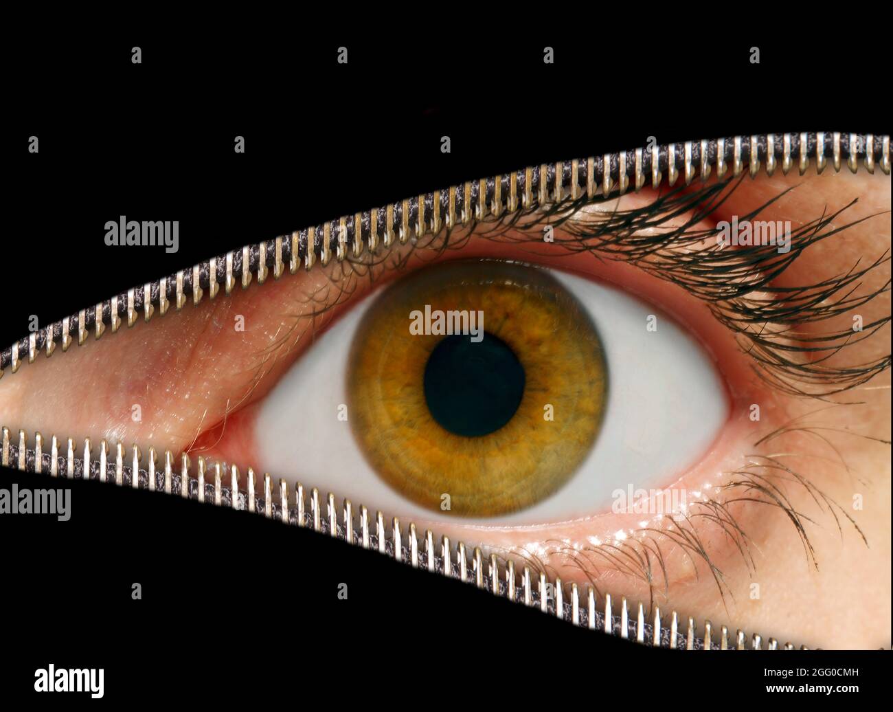Shock surprise wide eye hi-res stock photography and images - Alamy
