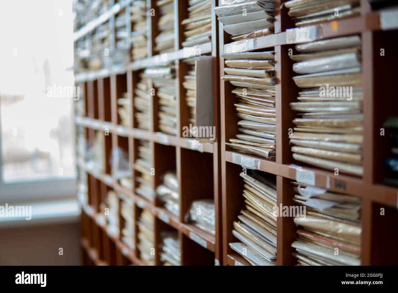 Medical records on shelf hi-res stock photography and images - Alamy