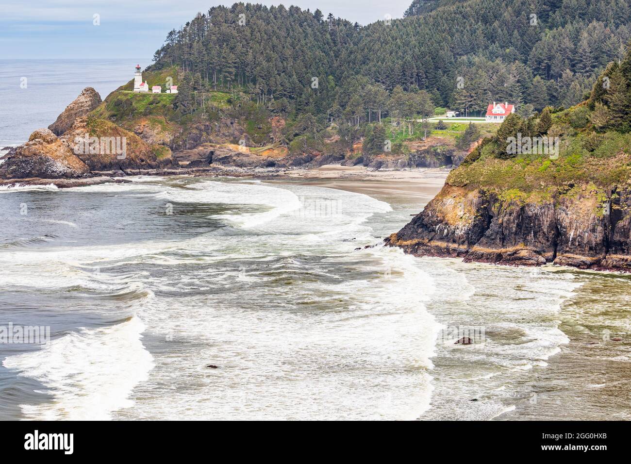 Heceta Head, Oregon, USA. Heceta Head Lighthouse on the Oregon coast ...
