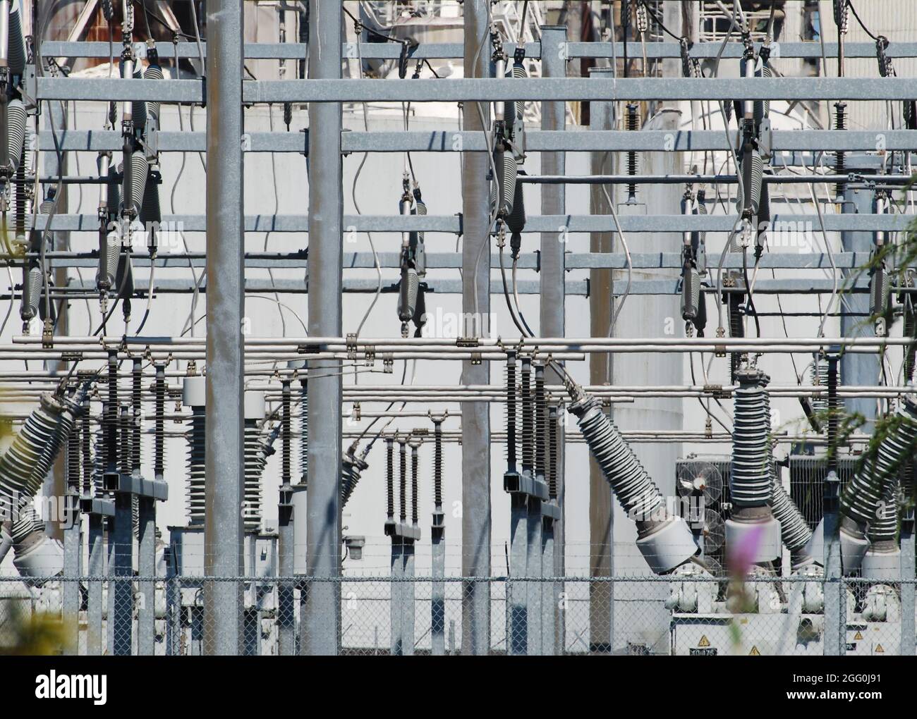 Electrical substations hi-res stock photography and images - Alamy