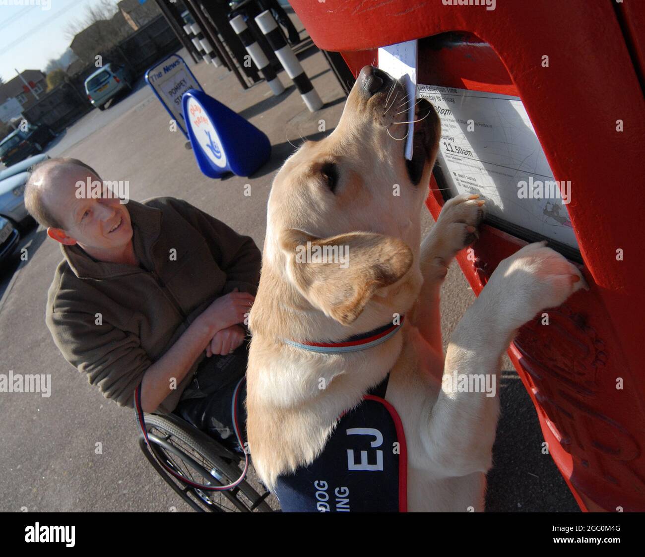 EJ GETS THE HANG OF POSTING A LETTER FOR GULF WAR VICTIM ALLEN PARTON ...