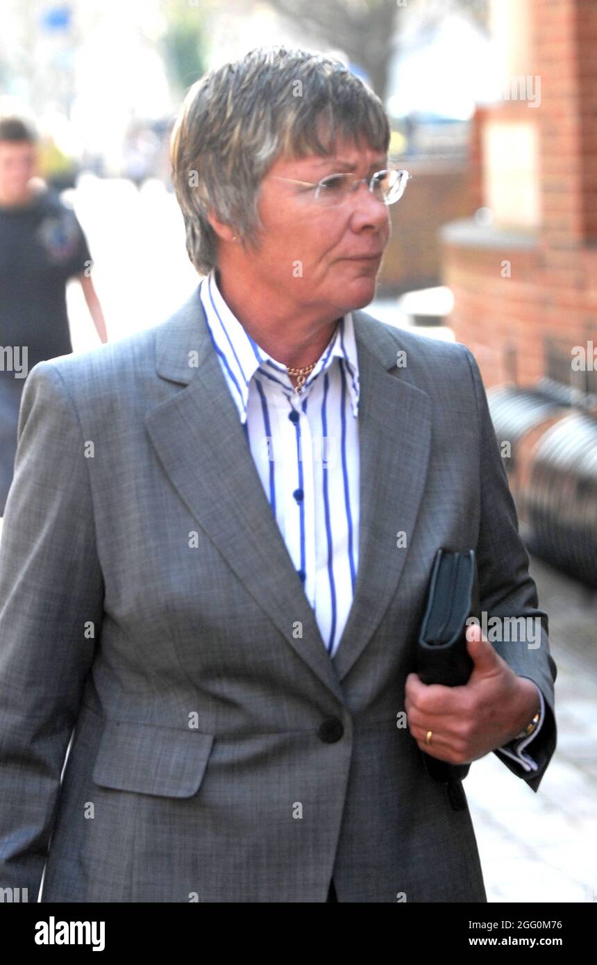 GOSPORT WAR MEMORIAL HOSPITAL INQUEST. DR. JANE BARTON LEAVES THE ...