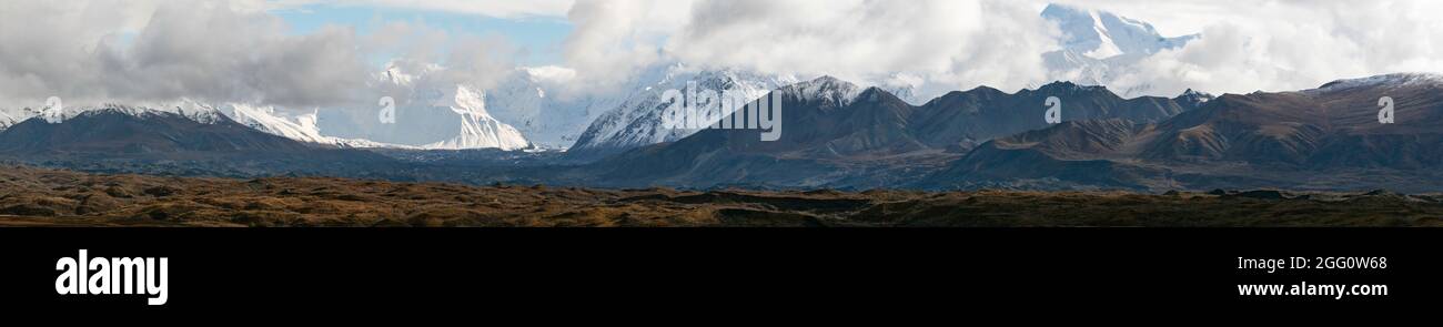 Panorama of the base of Denali to the Muldrow Glacier Stock Photo - Alamy