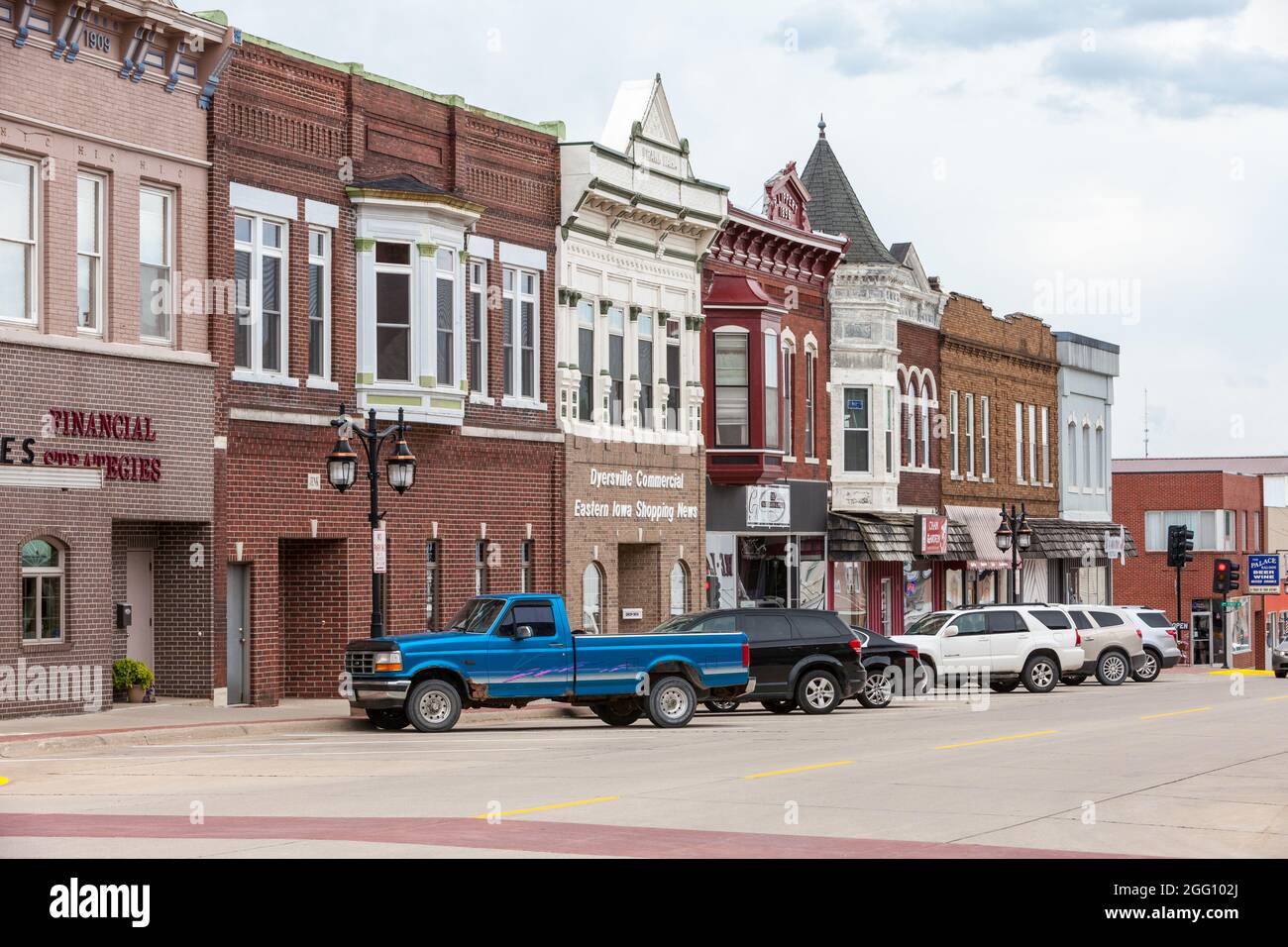 Main street iowa hi-res stock photography and images - Alamy