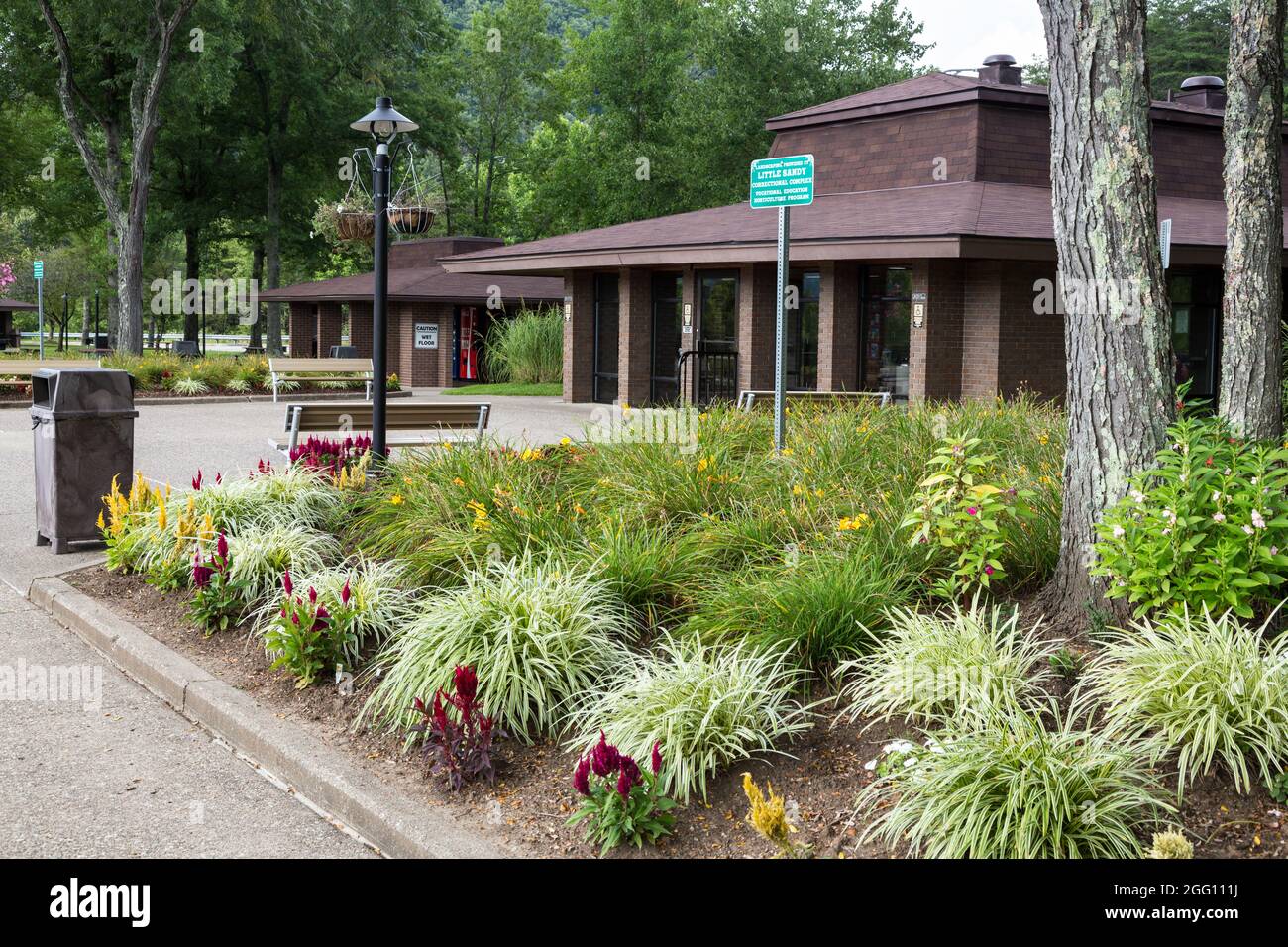 Kentucky. Roadside Rest Stop on Interstate 64 Highway Stock Photo - Alamy