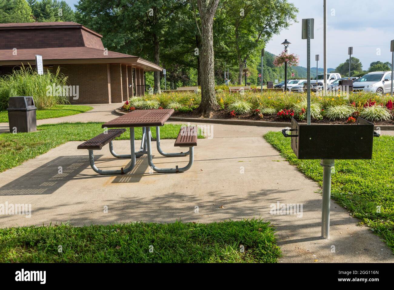 Kentucky. Roadside Rest Stop on Interstate 64 Highway Stock Photo - Alamy
