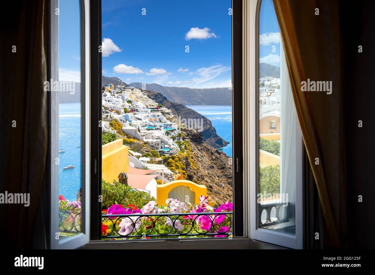 Scenic view from window sea hi-res stock photography and images - Alamy