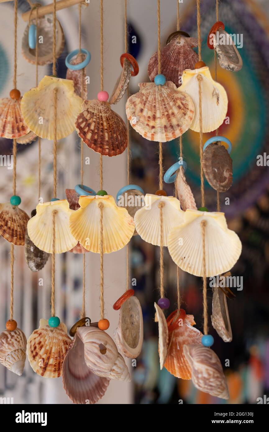 Seashell handicrafts hi-res stock photography and images - Alamy