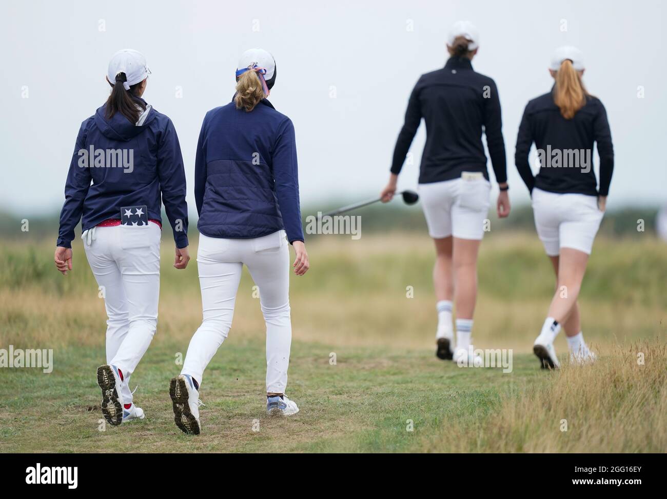 Players from teams during hi-res stock photography and images - Alamy