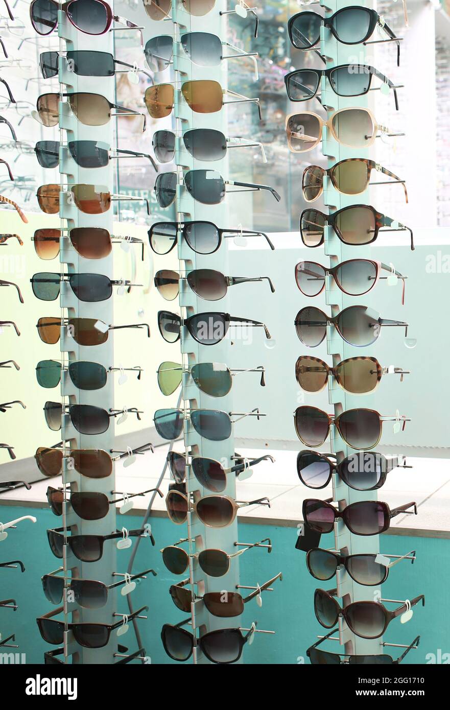 Modern interior of ophthalmic store Stock Photo - Alamy