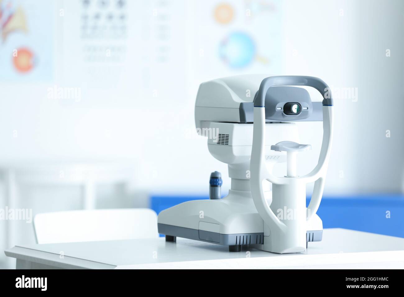 Optical fundus hi-res stock photography and images - Alamy