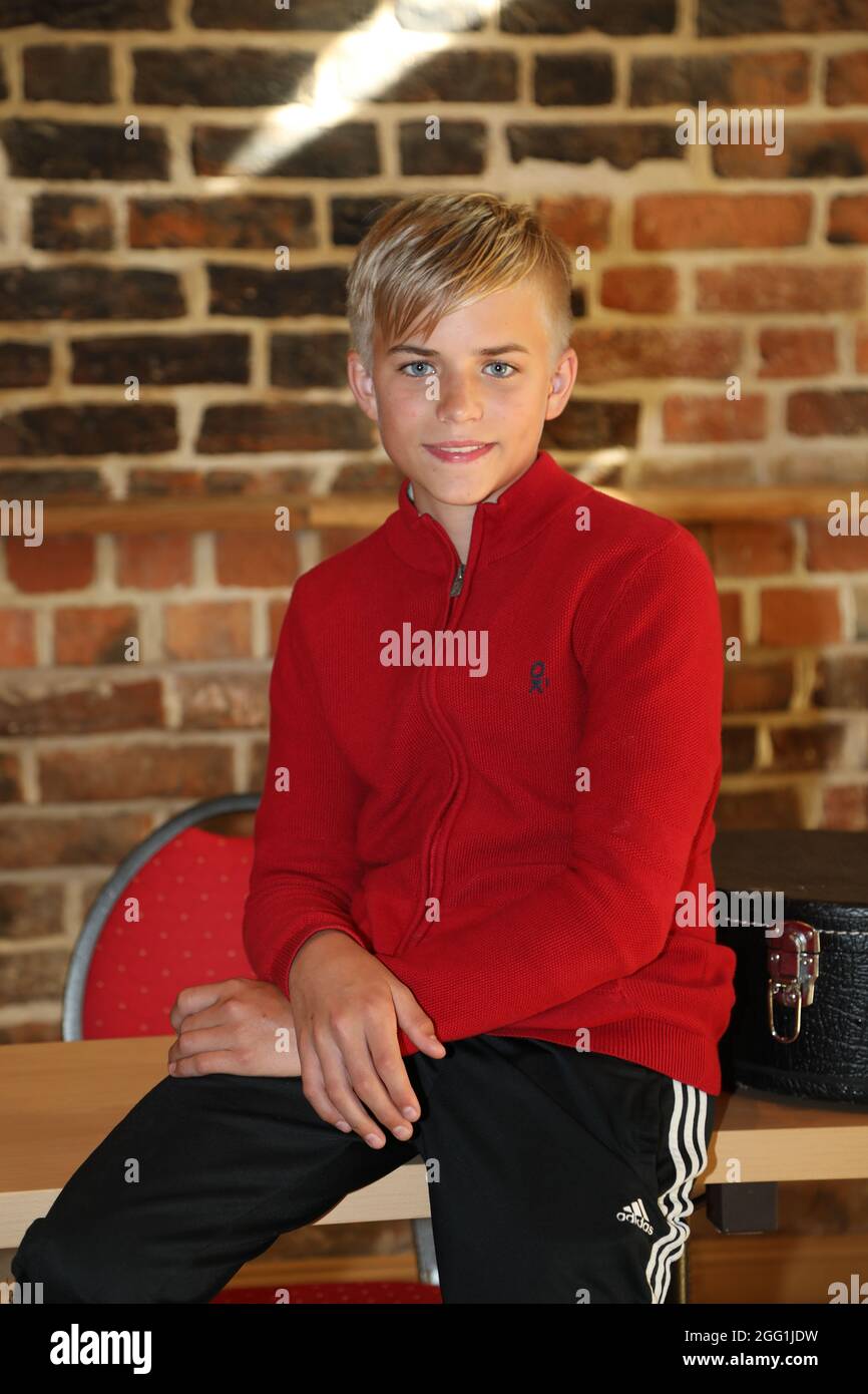 Phil Schaller bei den Proben zur 4. Windflüchter Charity Gala zu ...