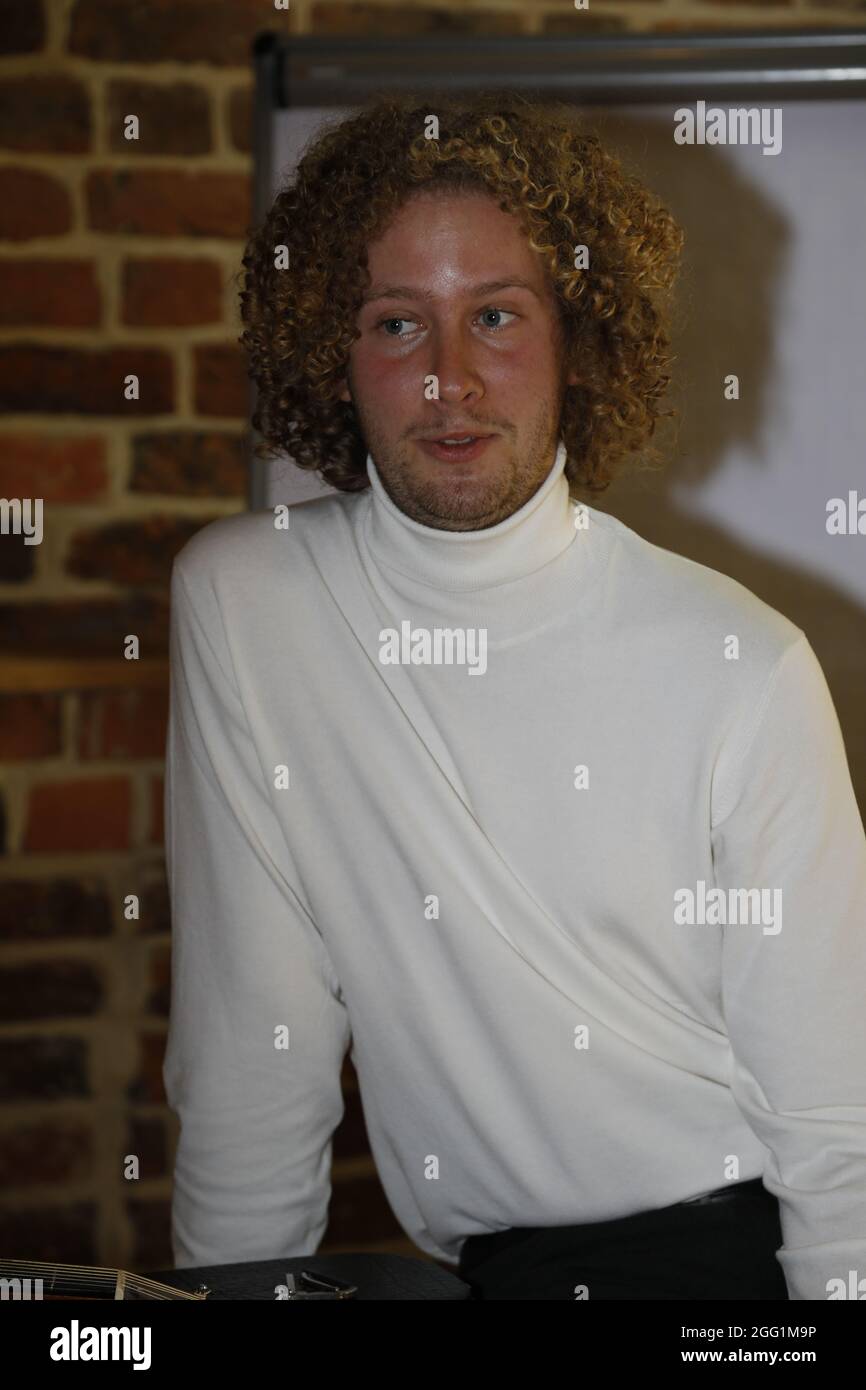 Valentin Kuhn bei den Proben zur 4. Windflüchter Charity Gala zu ...