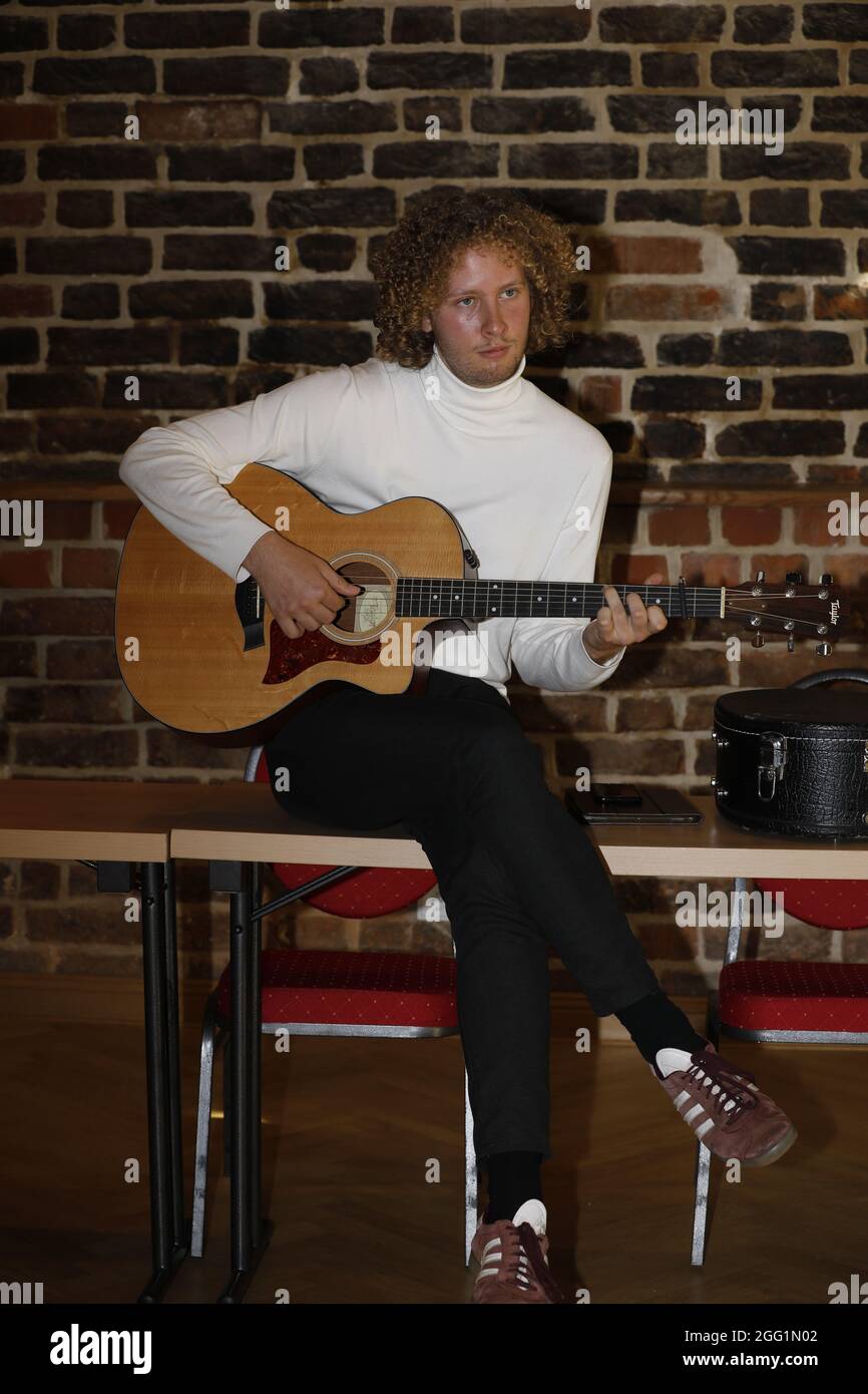Valentin Kuhn bei den Proben zur 4. Windflüchter Charity Gala zu ...