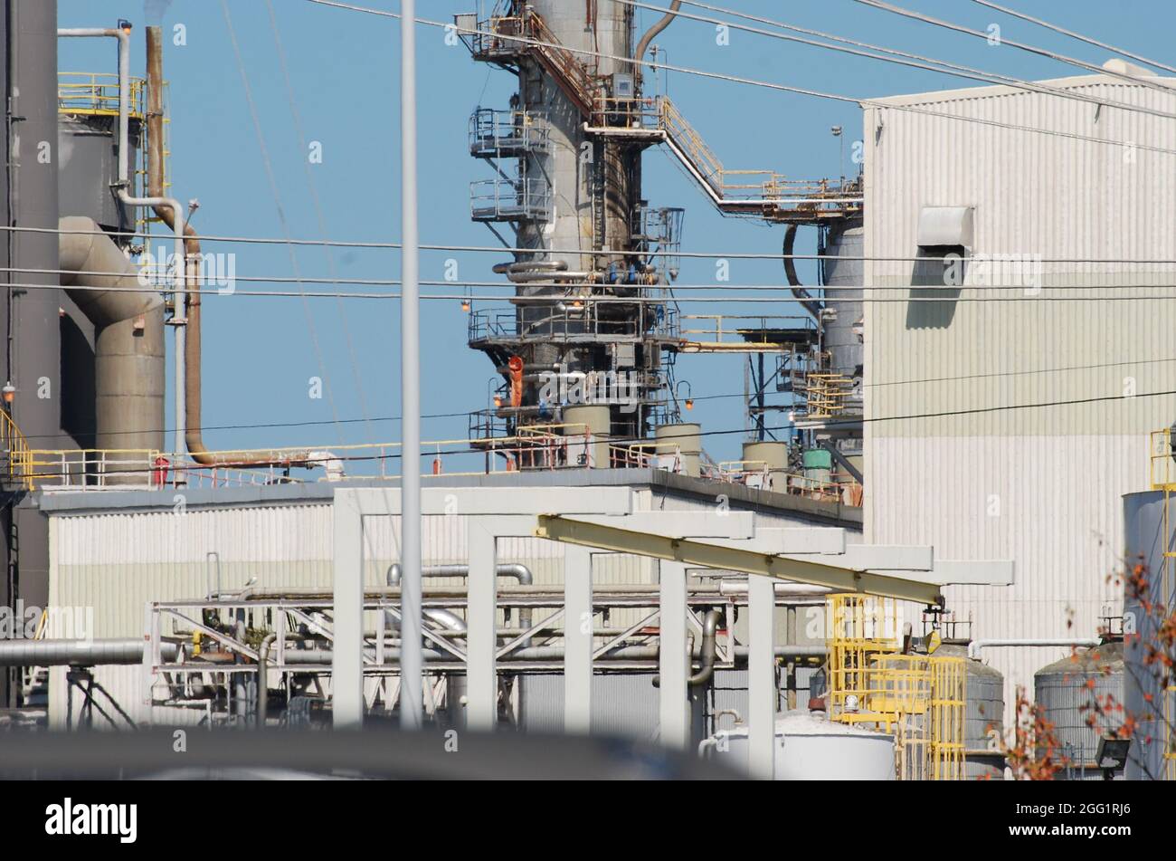 Steel plant in Seattle Stock Photo - Alamy