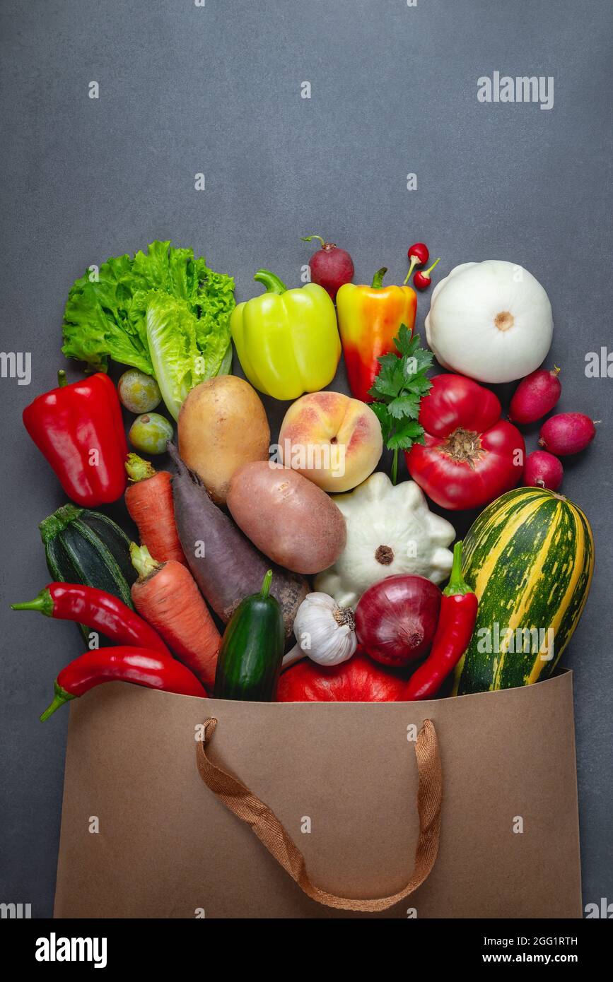Healthy grocery bag hi-res stock photography and images - Alamy