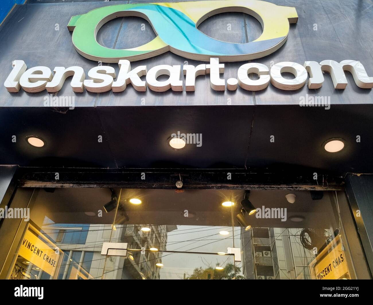 Lenskart logo hi-res stock photography and images - Alamy