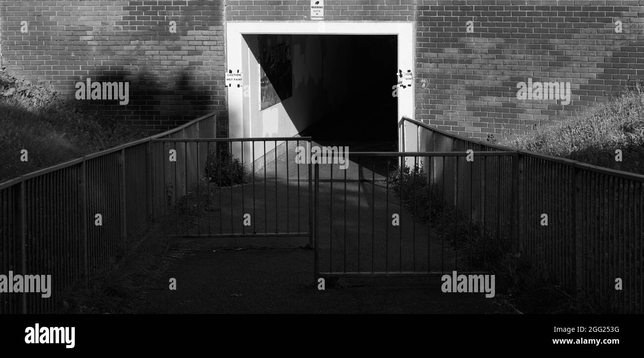 Road repeats hi-res stock photography and images - Alamy