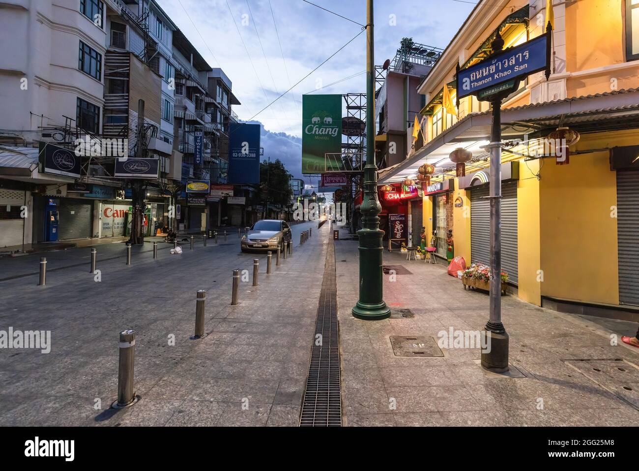 Bangkok, Thailand. 27th Aug, 2021. An empty and deserted street with closed pubs and bars at ...