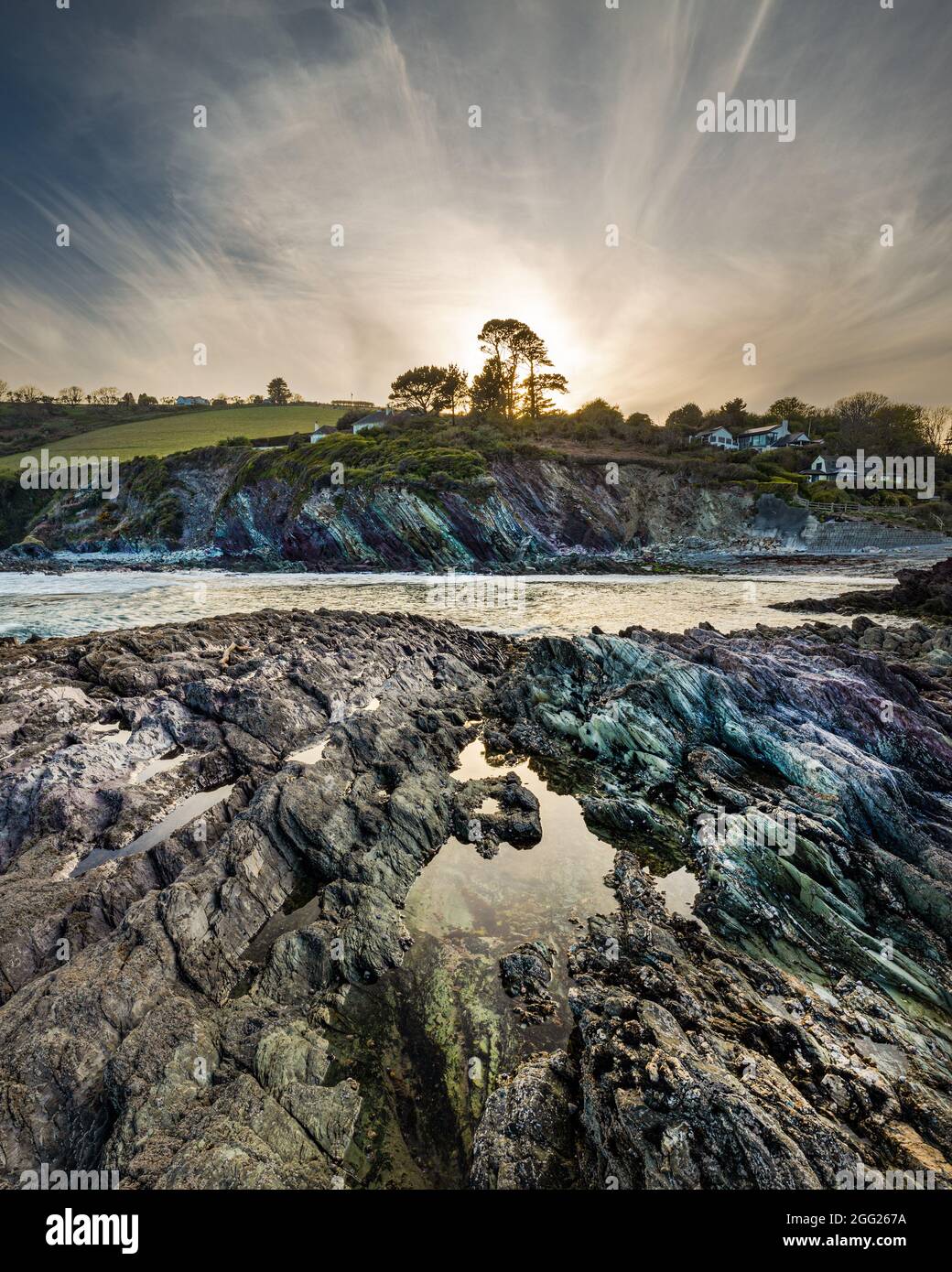 Talland Bay Sundown Cornish coast Cornwall Stock Photo - Alamy