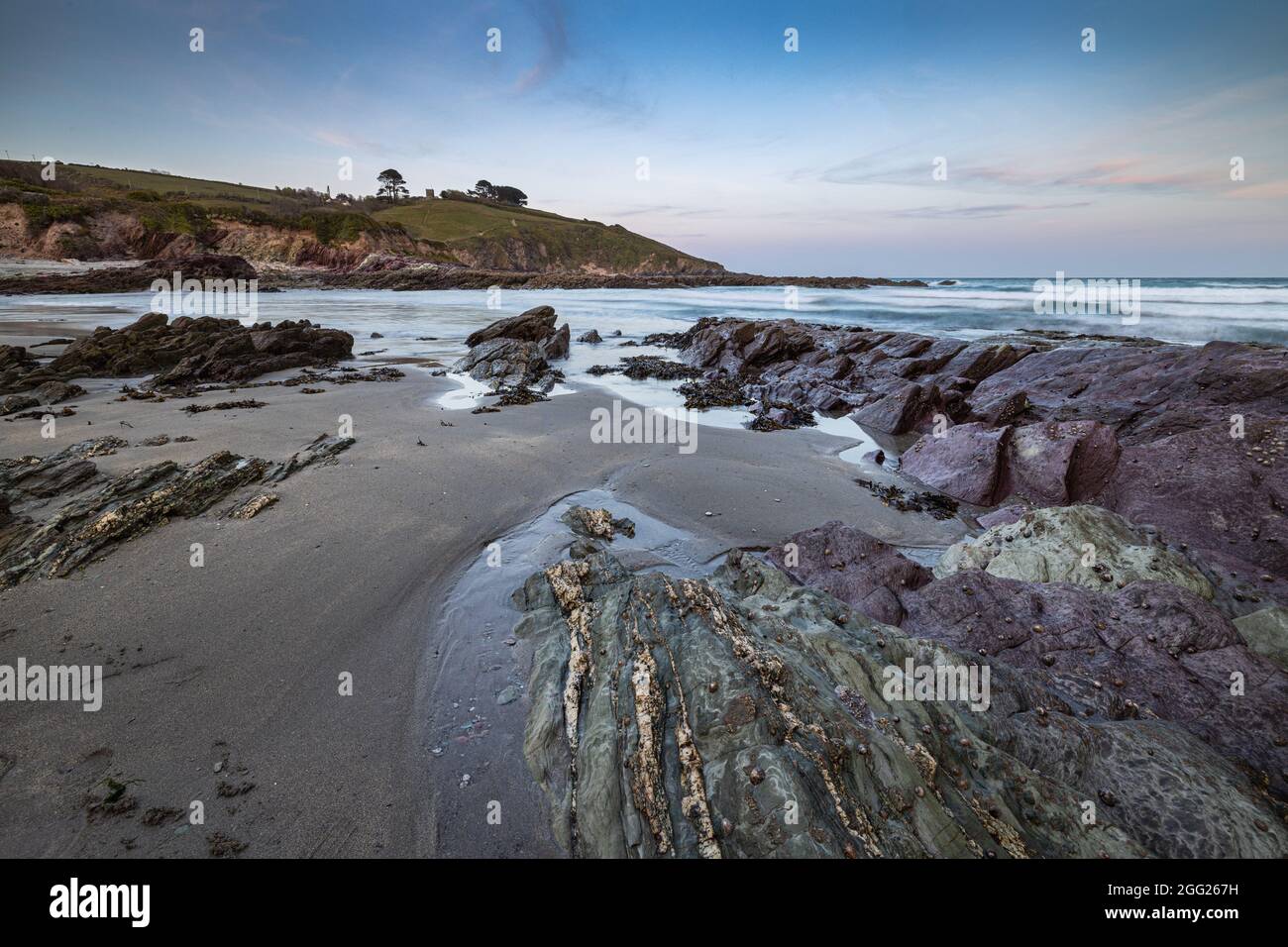 Talland bay cornwall hi-res stock photography and images - Alamy