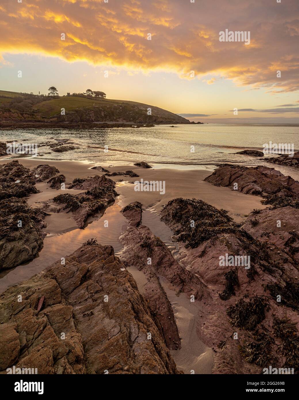 Sunrise at Talland Bay on the Cornish Coast Cornwall Stock Photo - Alamy