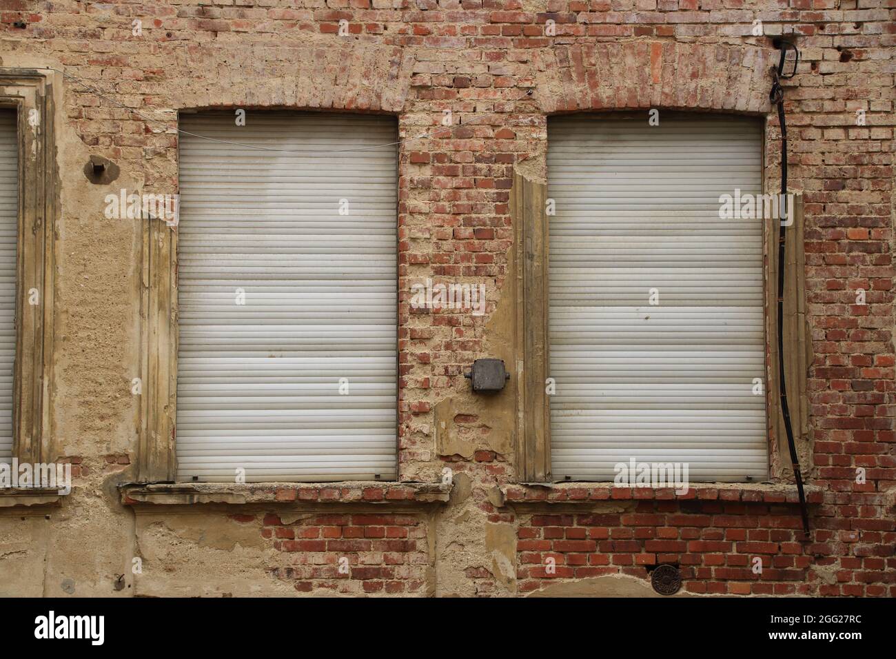 Roller shutter hi-res stock photography and images - Alamy
