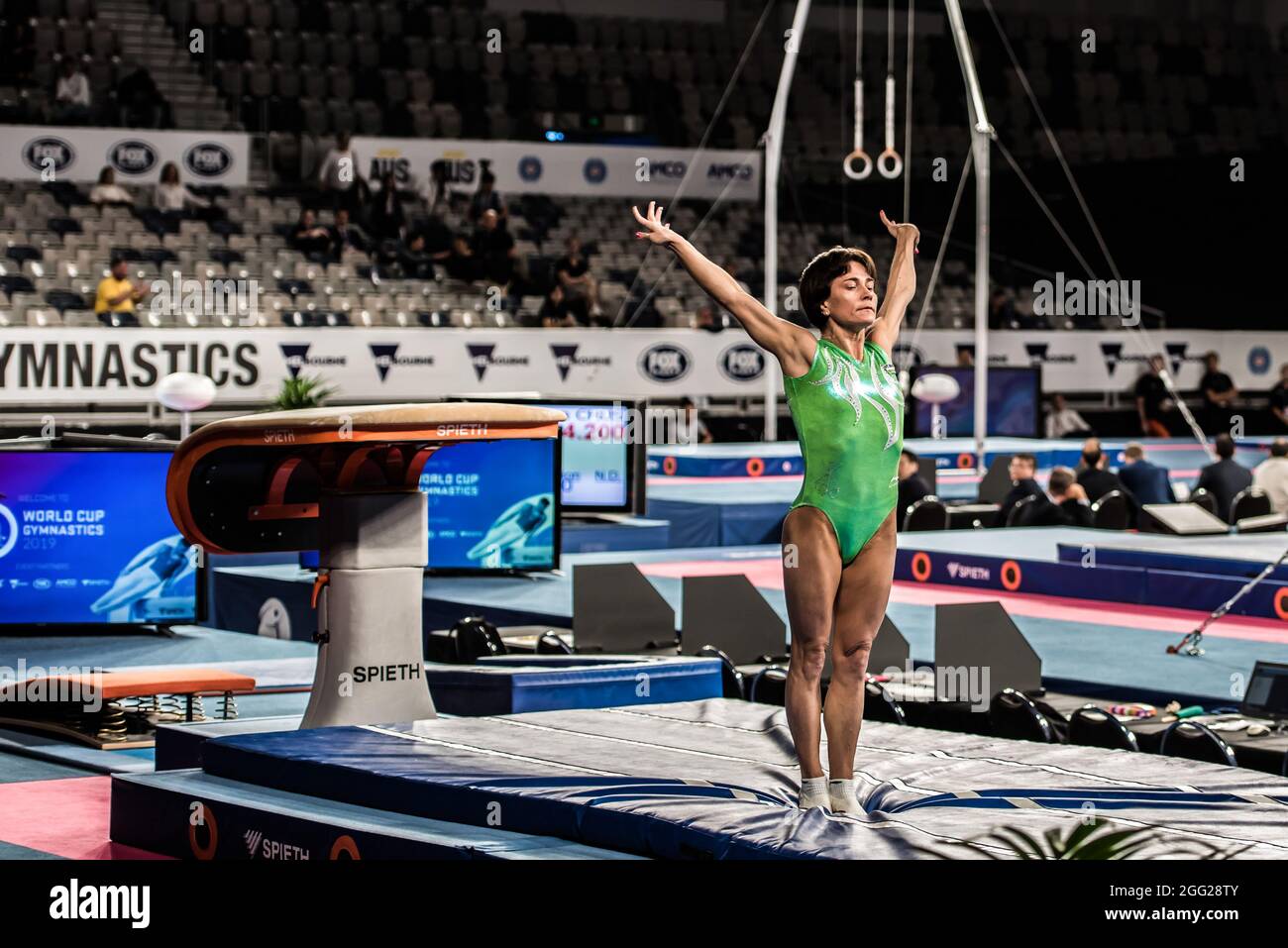 Oksana chusovitina hi-res stock photography and images - Alamy