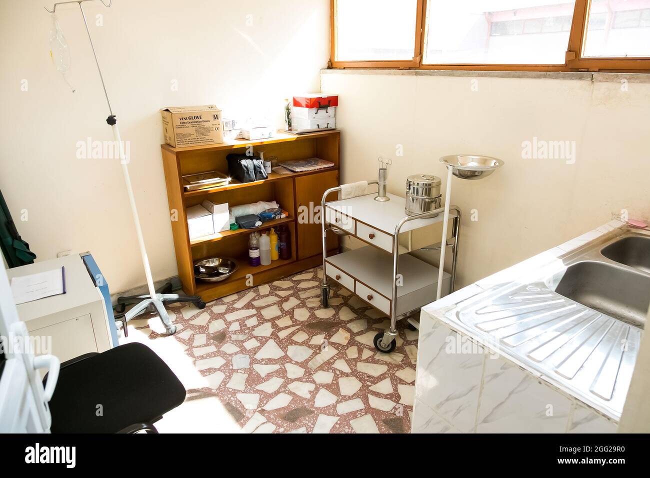 Ethiopia Doctor Patient High Resolution Stock Photography and Images ...